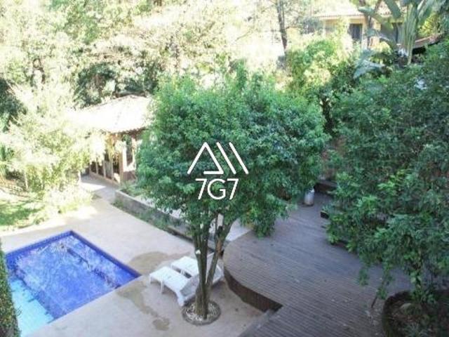 CASA À VENDA NA CIDADE JARDIM