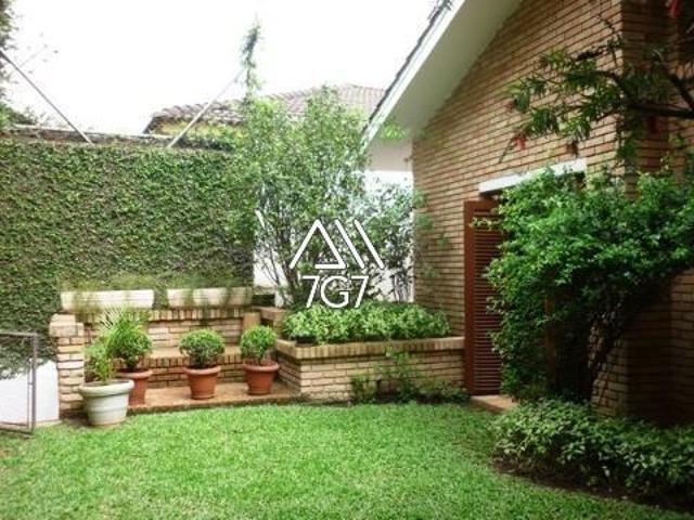 CASA À VENDA NA CIDADE JARDIM