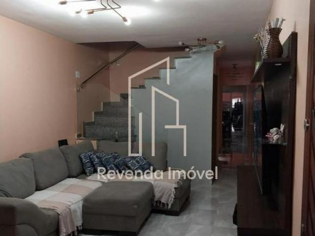 Casa à venda na Cidade Líder com 150m² 3 dormitórios 1 suíte 3 banheiros 2 vagas