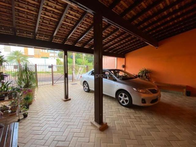 Casa à venda na Cidade Universitária em Barão Geraldo!