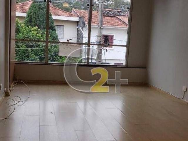 Casa à venda na Aclimação com 4 quartos e 4 vagas