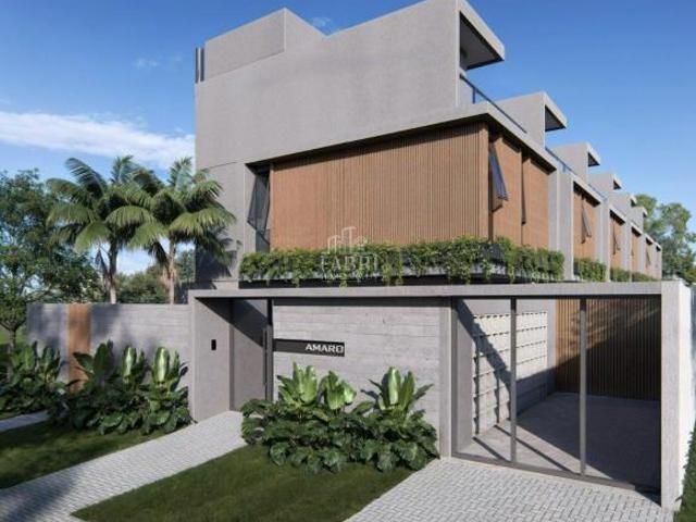 Casa à venda na Água Verde