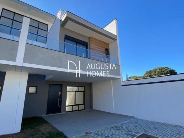 Casa à venda na Água Verde