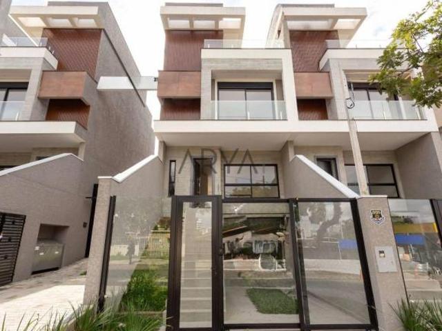 Casa à venda na Água Verde