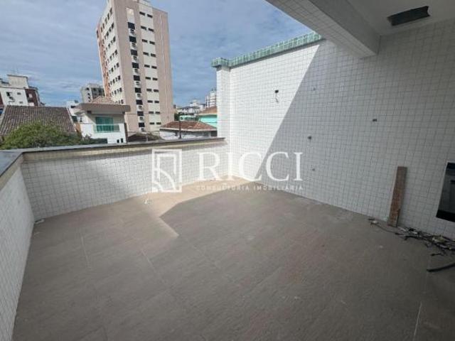 Casa à venda na Aparecida em Santos