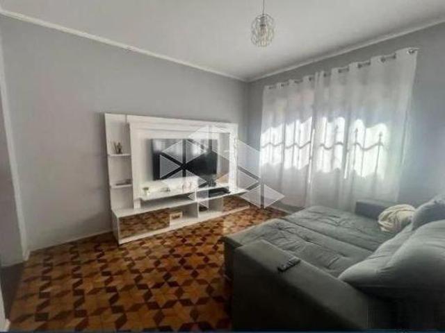 Casa à venda na Bortolândia Amplo terreno próximo à Serra da Cantareira