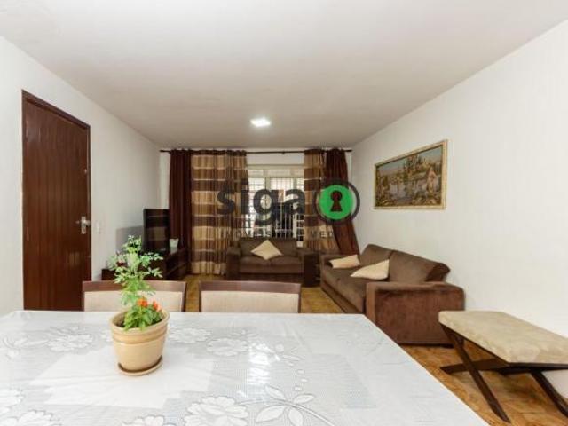 Casa à venda na Granja Julieta 225m², 4 quartos e 2 vagas