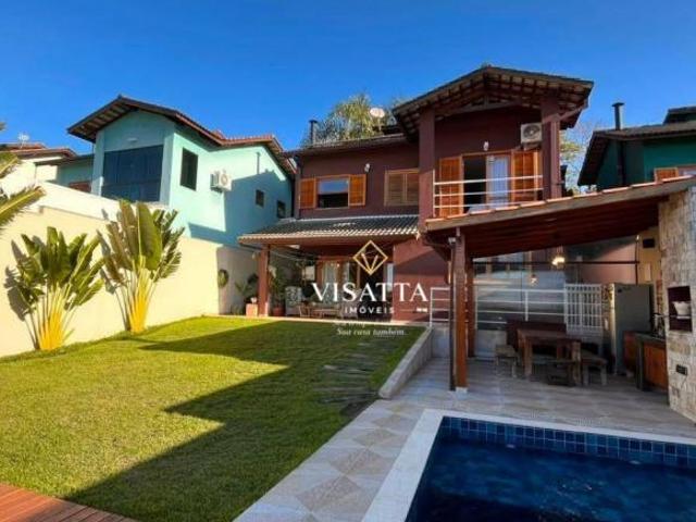 Casa a venda na Granja Viana com 3 quartos por R$ 1.490.000,00 Granja Viana Fazendinha/SP