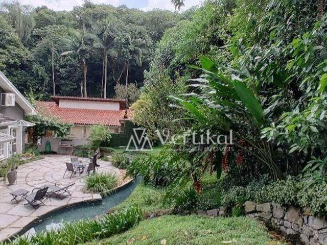 Casa a venda na Granja Viana cond Forest Hills