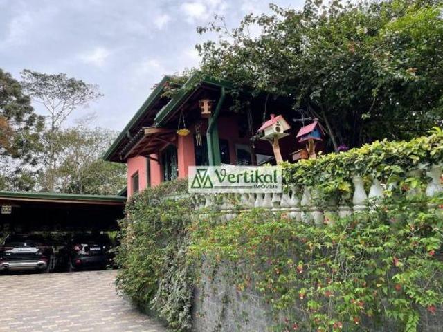 Casa a venda na Granja Viana Cond Jardim Colibri