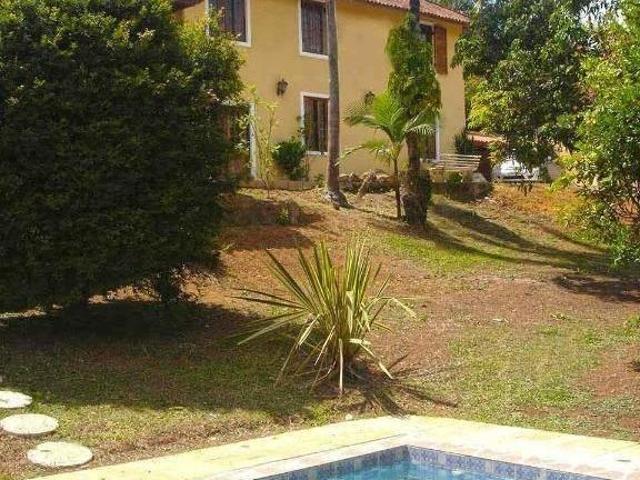 Casa a venda na Granja Viana Fazendinha