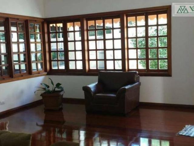 Casa a venda na Granja Viana Pinus Park