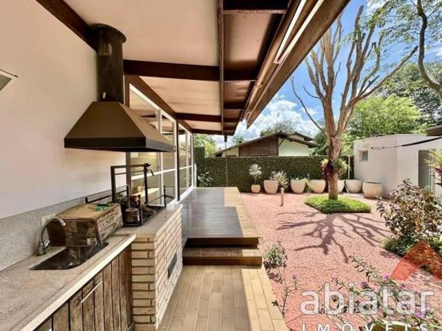 Casa à venda na Granja Viana Vila Santo Antônio Cotia/SP 344m² 3 suítes