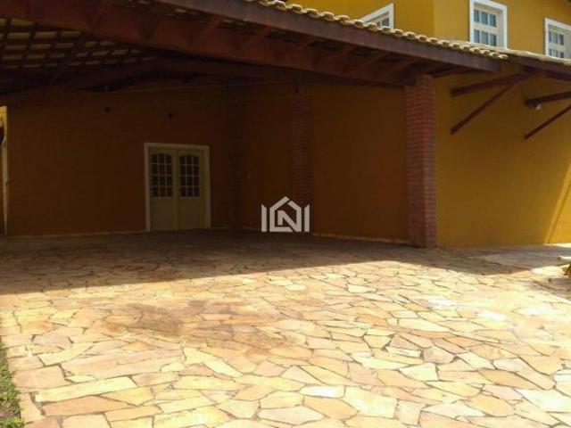 Casa à venda na Granja Viana