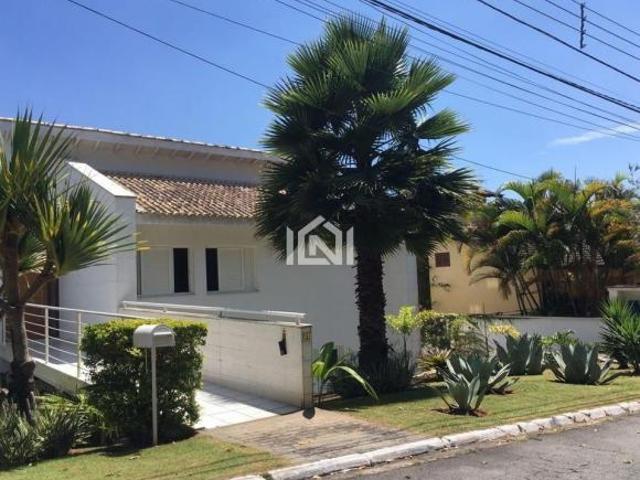 Casa à venda na Granja Viana