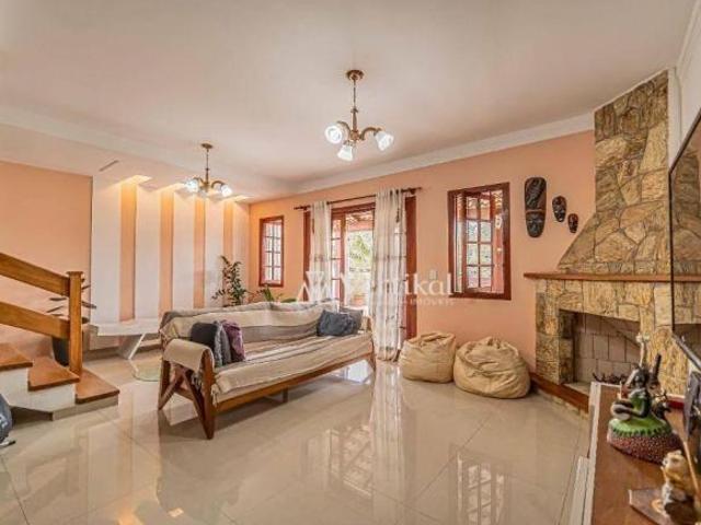 Casa à venda na Granja Viana
