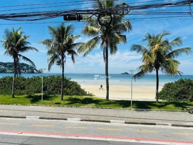 Casa à venda na Enseada Guarujá/SP