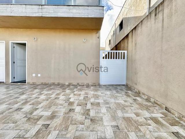 Casa à Venda na Enseada no Guarujá | QVista Inteligência Imobiliária Guarujá
