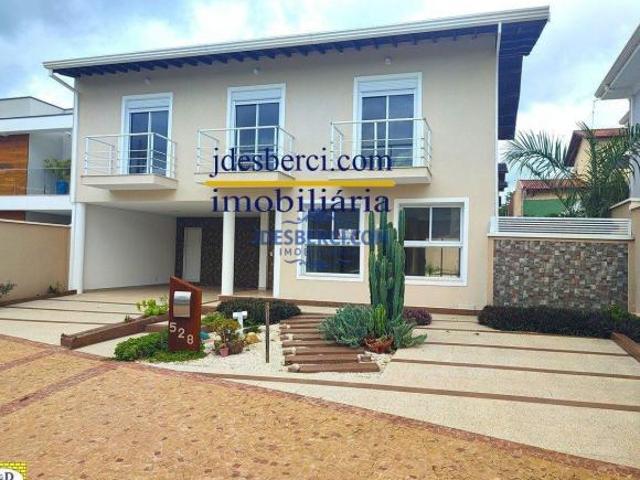 Casa à venda na Estância das Flores