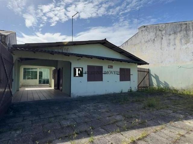 Casa a venda na faixa do mar em Shangri lá