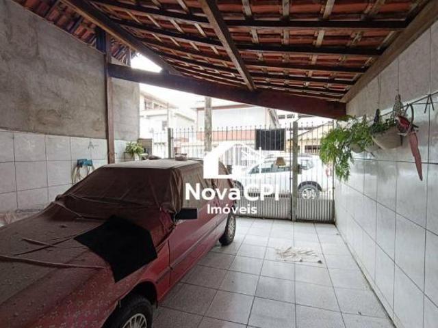 Casa à Venda na Ocian em Praia Grande – 2 Quartos, 1 Suíte, 2 Vagas, 320m da Praia