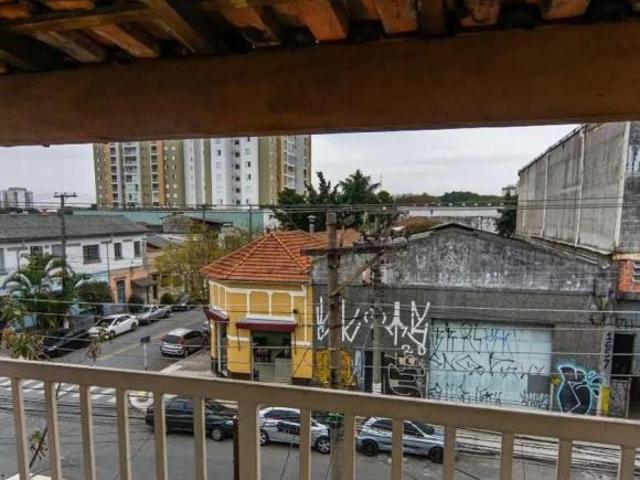 Casa à Venda na Mooca 200m², 4 Quartos Próx. ao Metrô