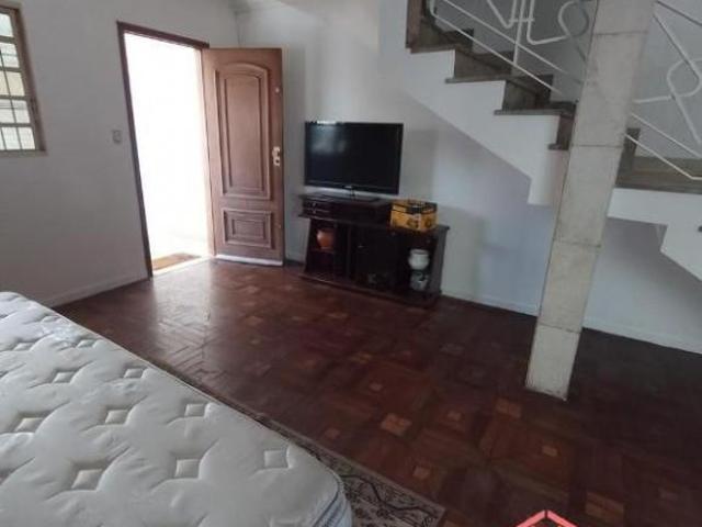 Casa à venda na Mooca, São Paulo SP: 2 quartos, 1 suíte, 2 salas, 3 banheiros, 2 vagas, 182m² de áre