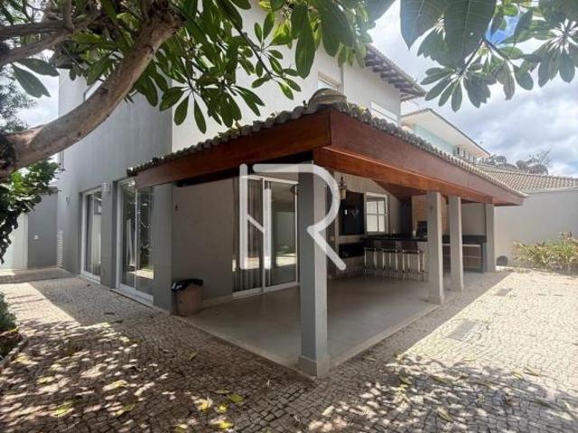 Casa à venda na Morada da Colina