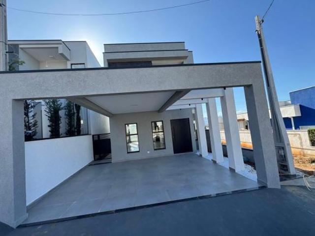 Casa à venda na Morada dos Nobres