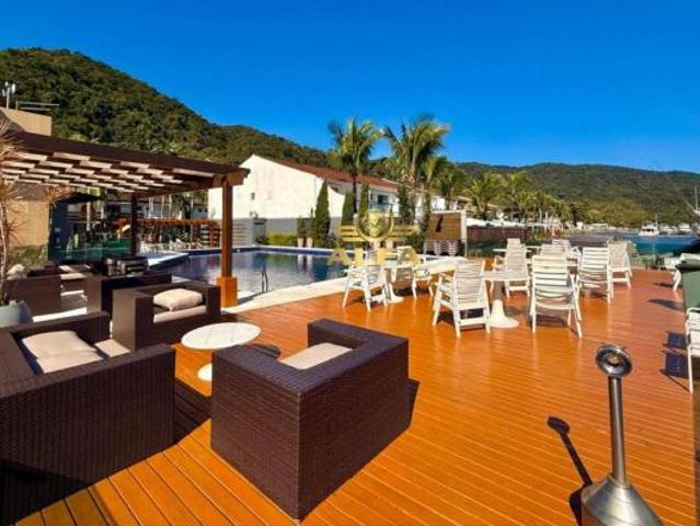 Casa à Venda na Marina Del Rey no Guarujá | Alfa Imóveis Guarujá