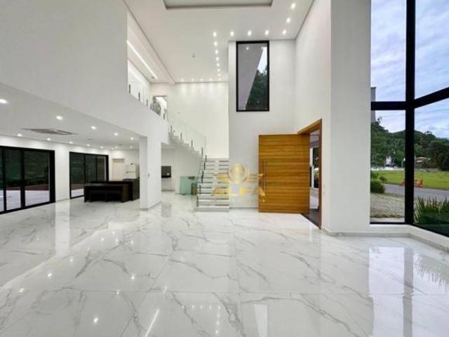 Casa à Venda na Marina em Guarujá | Alfa Imóveis Guarujá