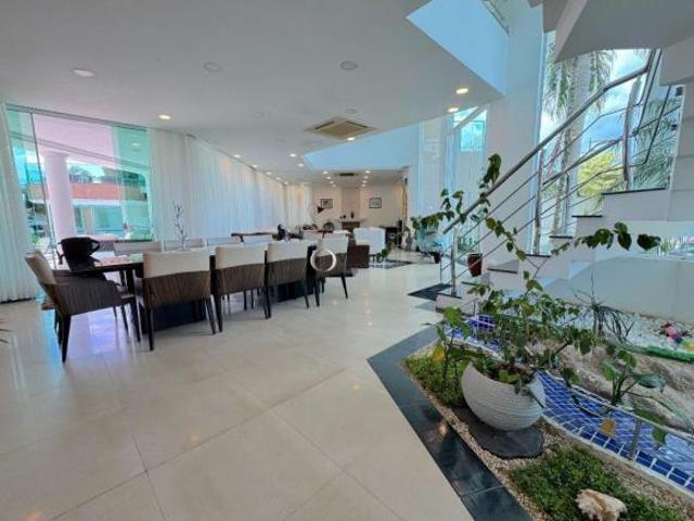 Casa a venda na Marina Guarujá com vaga para barcos, quadra de têni