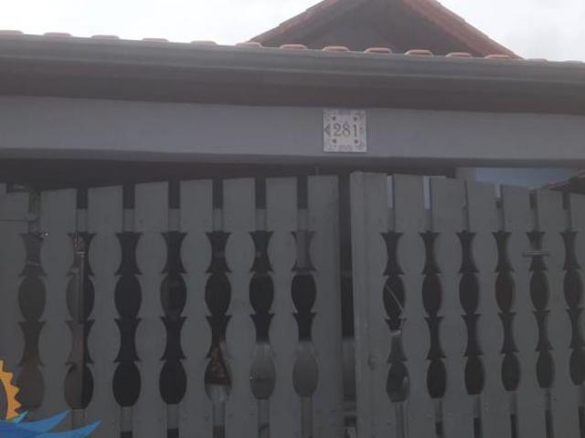 Casa à venda na Nova Itanhaém | 2 dormitórios, quintal e excelente localização
