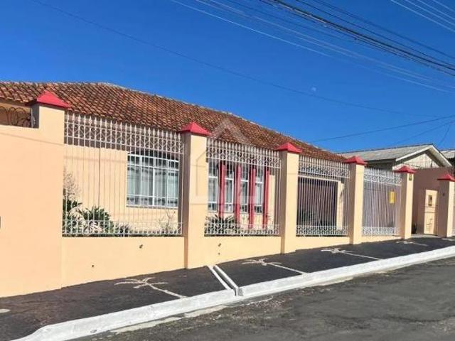 CASA À VENDA NA NOVA RÚSSIA