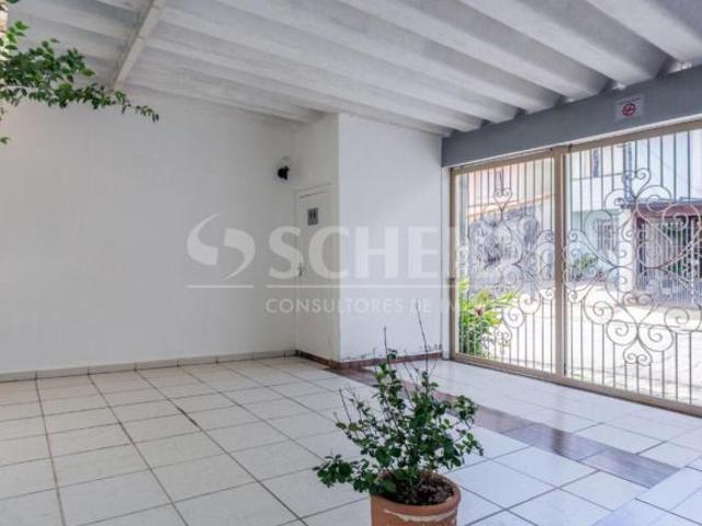 Casa á Venda na Saúde com 172m², 3 quartos sendo 3 suítes, 3 vagas