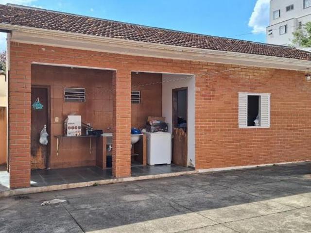 Casa com 3 quartos à venda em Belo Horizonte, no bairro Sagrada Família