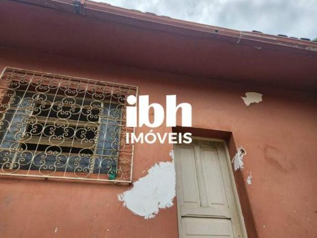 Casa a venda na Serra