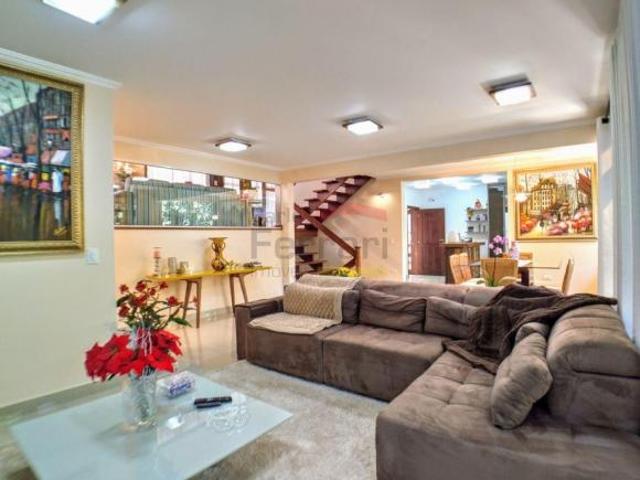 Casa á venda na Serra da Cantareira 3 dormitórios e 5 vagas