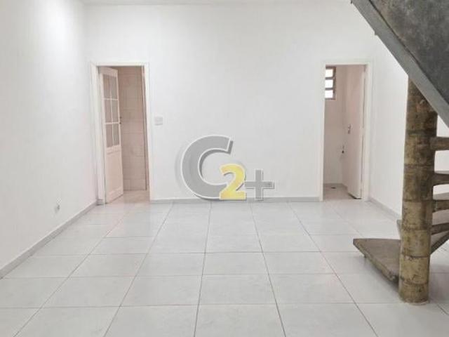 Casa á venda na Pompéia com 3 quartos, 1 suíte, 1 vaga de garagem