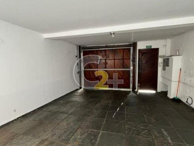 Casa à venda na Pompéia com 4 suítes e 5 vagas