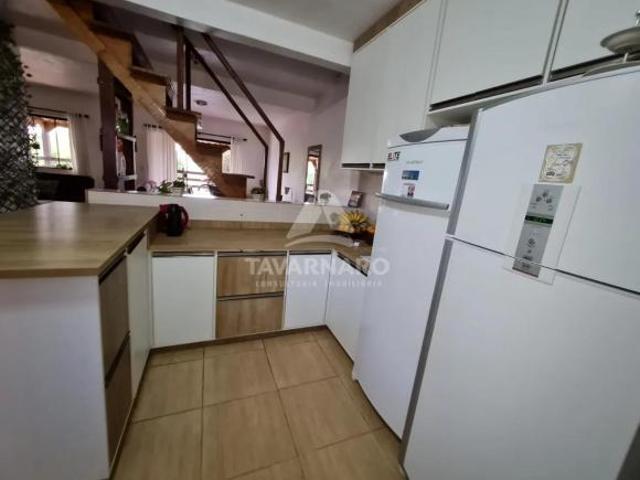 CASA À VENDA NA PAMEIRINHA