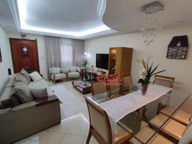 Casa à Venda na Penha 200m², 3 Dormitórios, Espaço Gourmet e Quintal Gramado