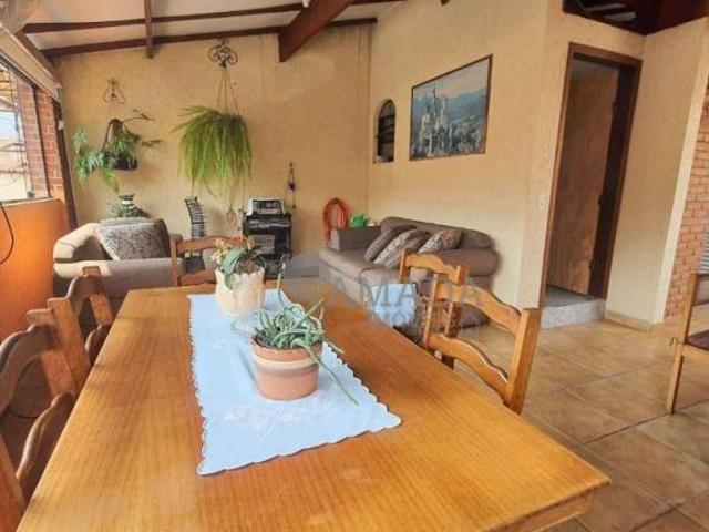 Casa a venda na Penha com 2 quartos e edicula