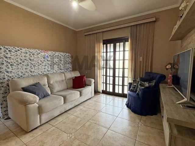 Casa à venda na Planejada I, em Bragança Paulista