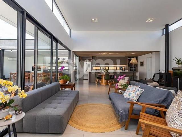 Casa à venda na Planta Almirante