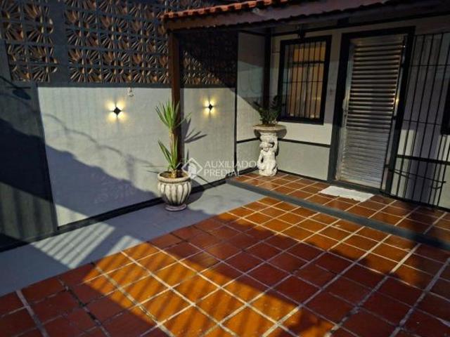 Casa à venda na Praia Grande ? Bairro Aviação | Próxima ao Mar