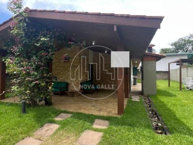 Casa à venda na Praia do Lázaro