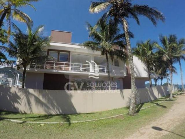 Casa à venda na Praia do Sapê