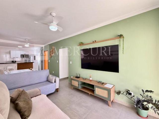 Casa à venda na Praia da Enseada em Guarujá