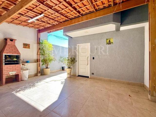 Casa à venda na Praia da Enseada em Guarujá